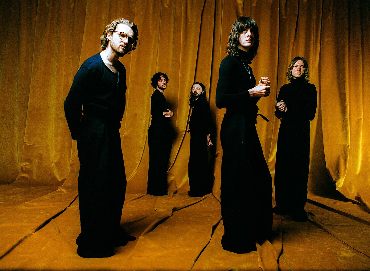 BLOSSOMS - friendlyfire.nl