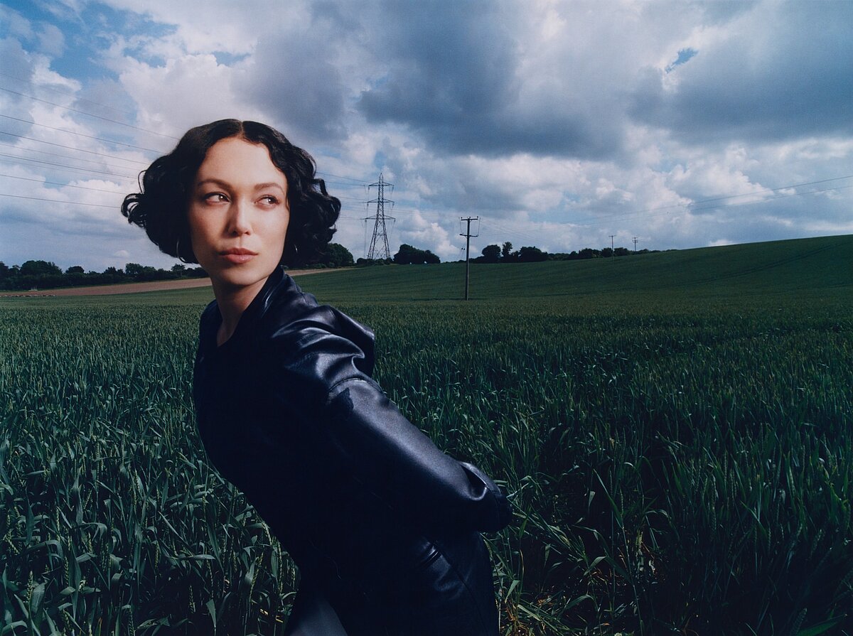 KELLY LEE OWENS - friendlyfire.nl