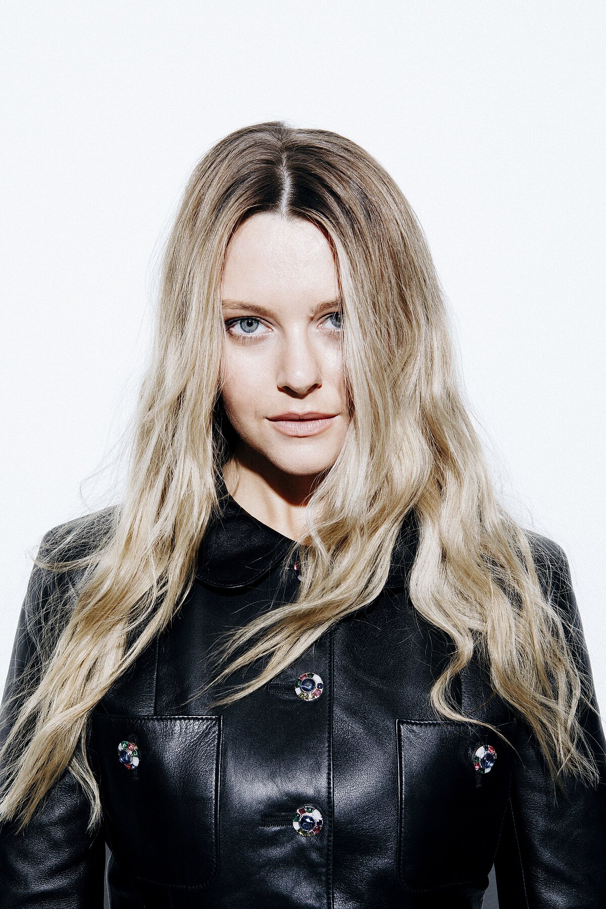 LUSAINT - friendlyfire.nl